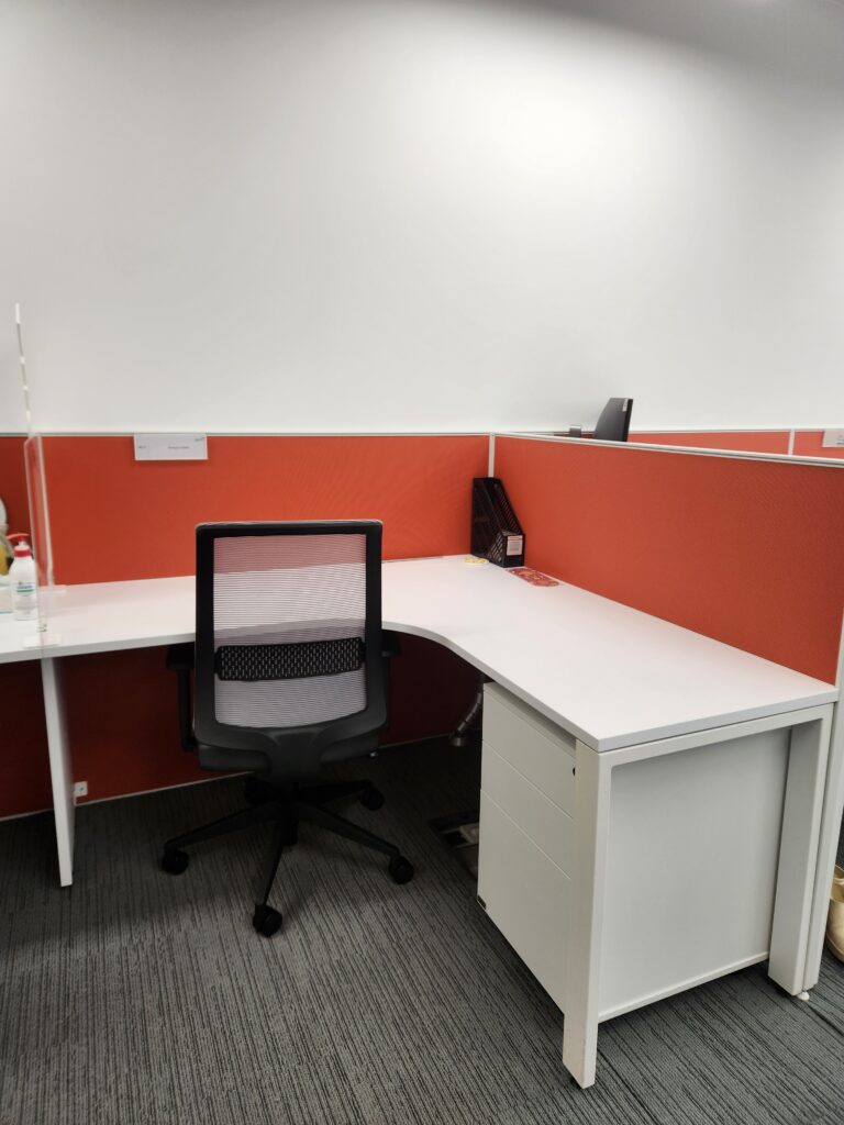 Workstation 30 (Smart-Space FinTech) – Cyberport – Smart Space